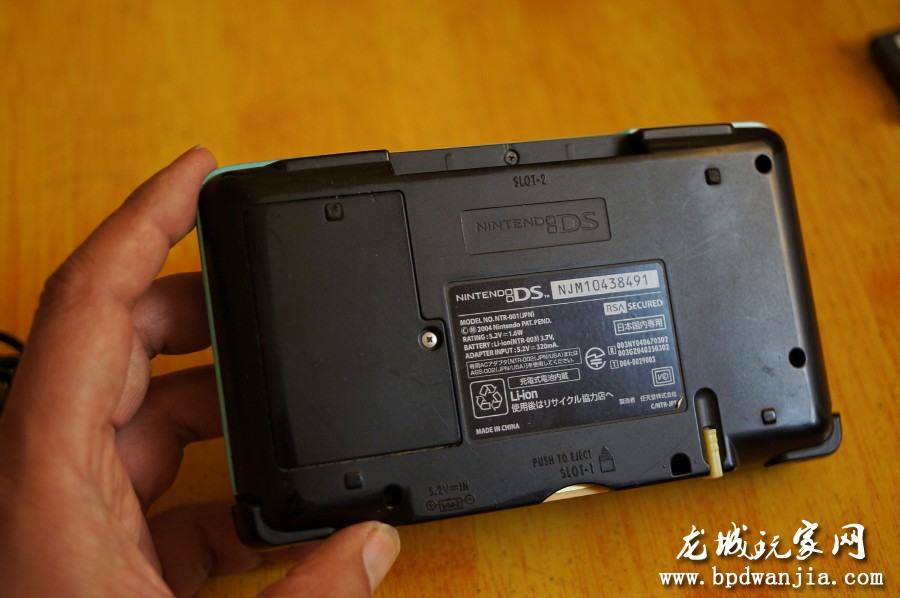 任天堂NDS初代掌上游戏机和R4金卡评测 - 电玩天堂 - 龙城玩家网论坛-户外求生-文玩鉴赏-太原论坛-山西论坛 - Powered by ...